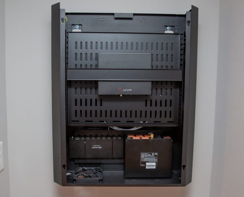 Strong® Vertical Rack - Core Design